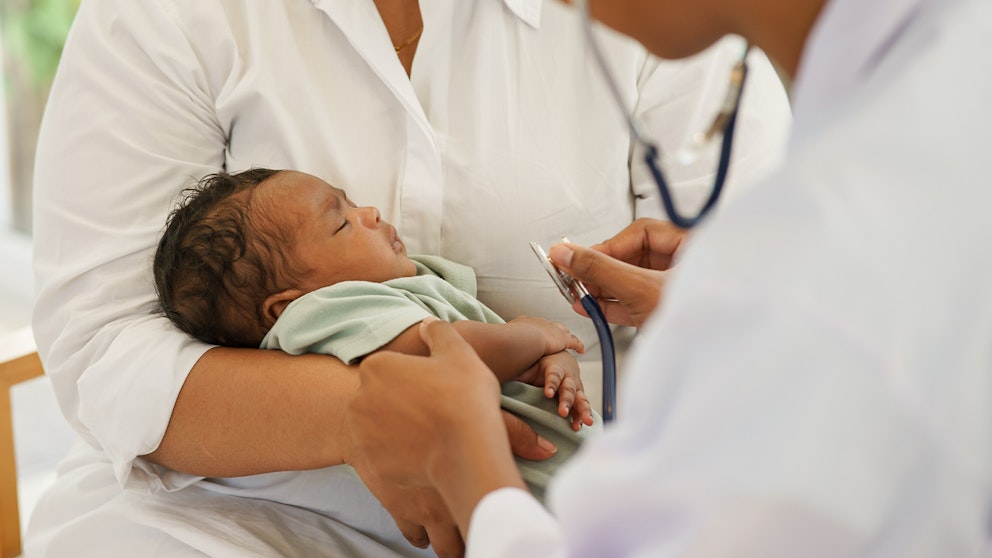 6 week old baby development, all you need to know