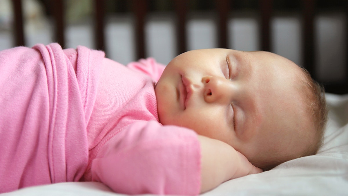 6 week old baby development, all you need to know