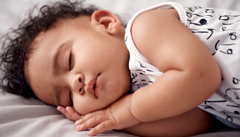 Baby nap chart: when do babies drop to one nap?