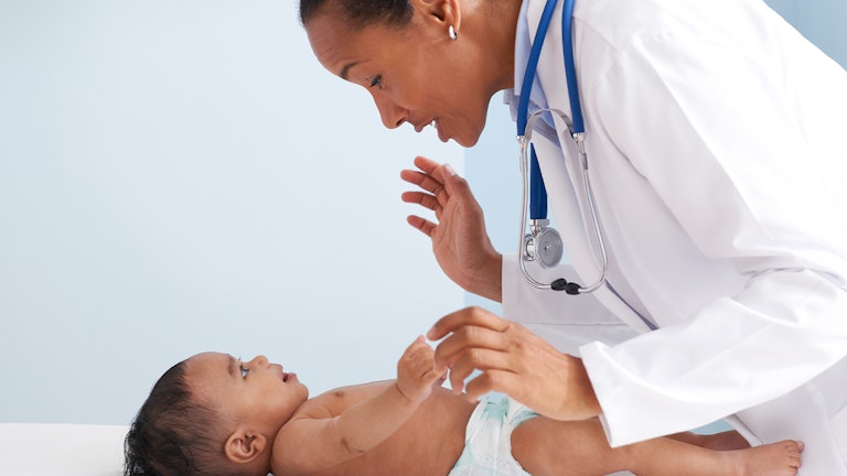 5-month-old baby: Development, growth and milestones