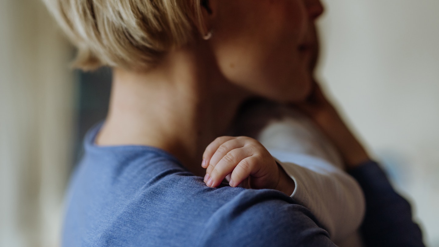 3 month old baby: Development, growth and milestones