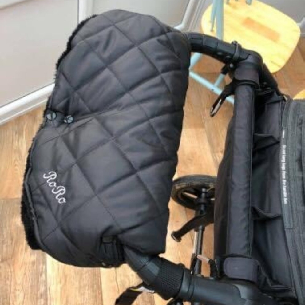 Best pram hand muffs to keep fingers warm on winter walks
