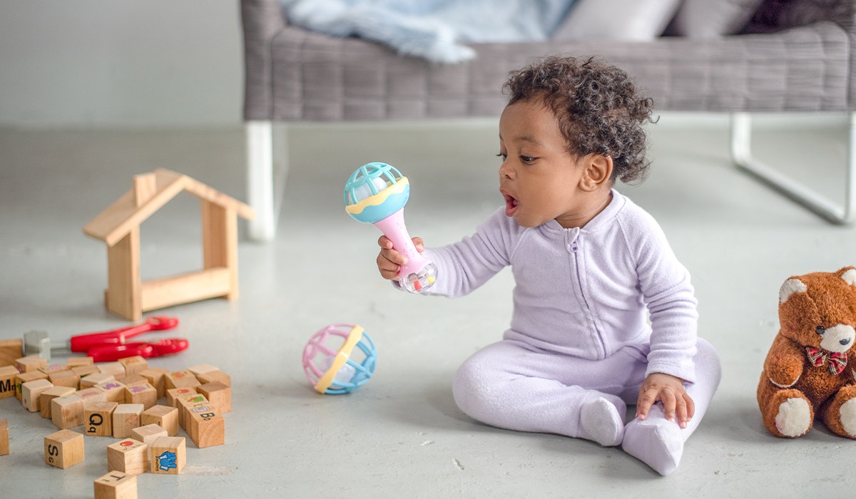 9 month old baby: Milestones and development