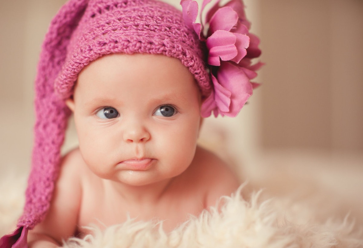 Early Signs You’re Having a Girl: Myths vs Facts