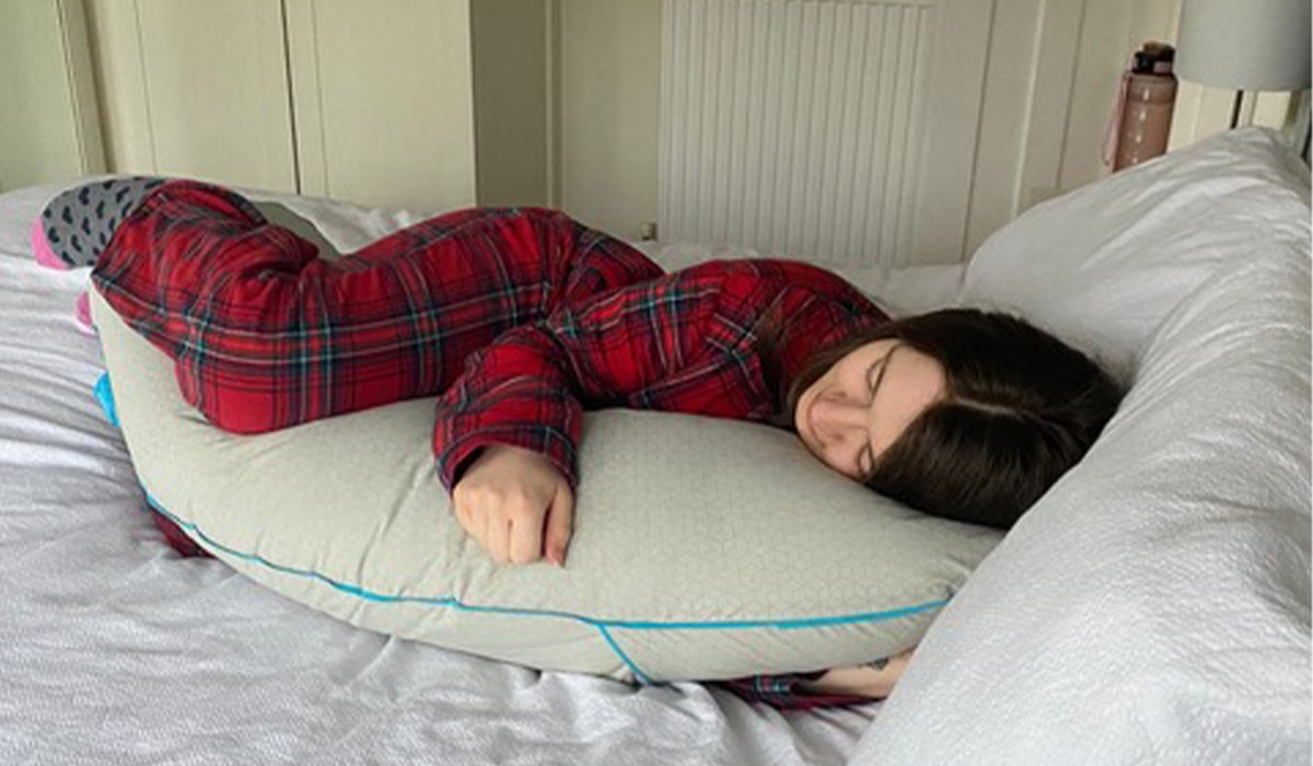 Simba Cooling Body Pillow