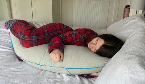 Simba Cooling Body Pillow