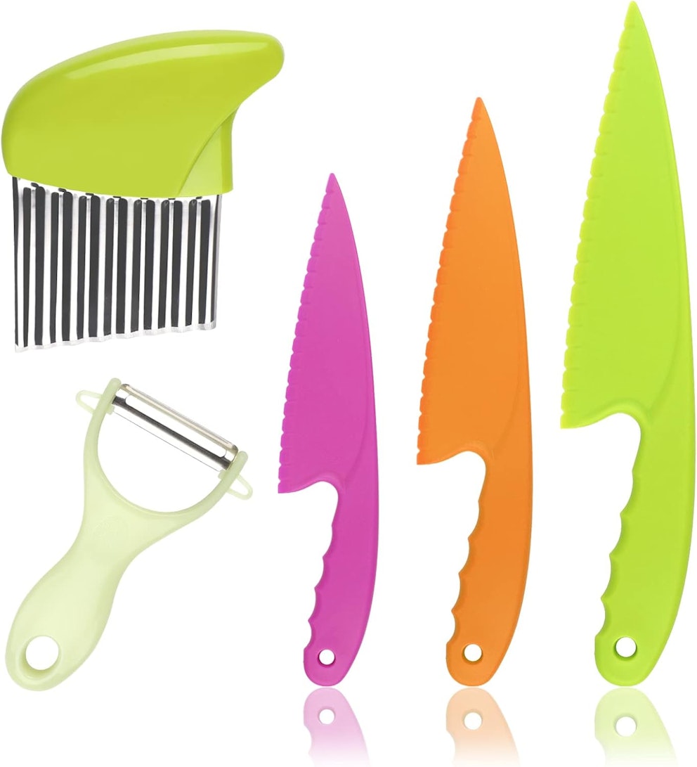 The best toddler kitchen knives for budding little chefs