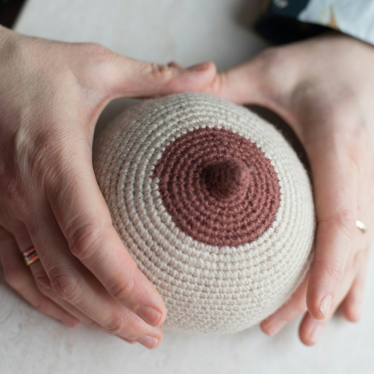 Your first milk - new mum’s guide to colostrum harvesting