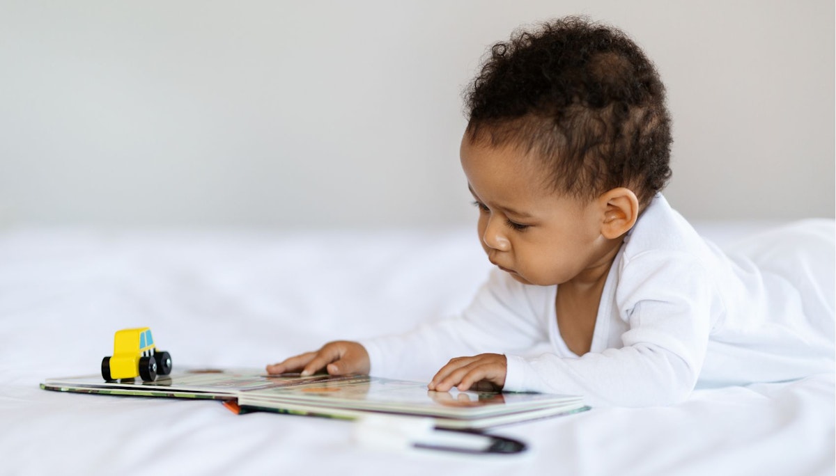 When to start reading to baby