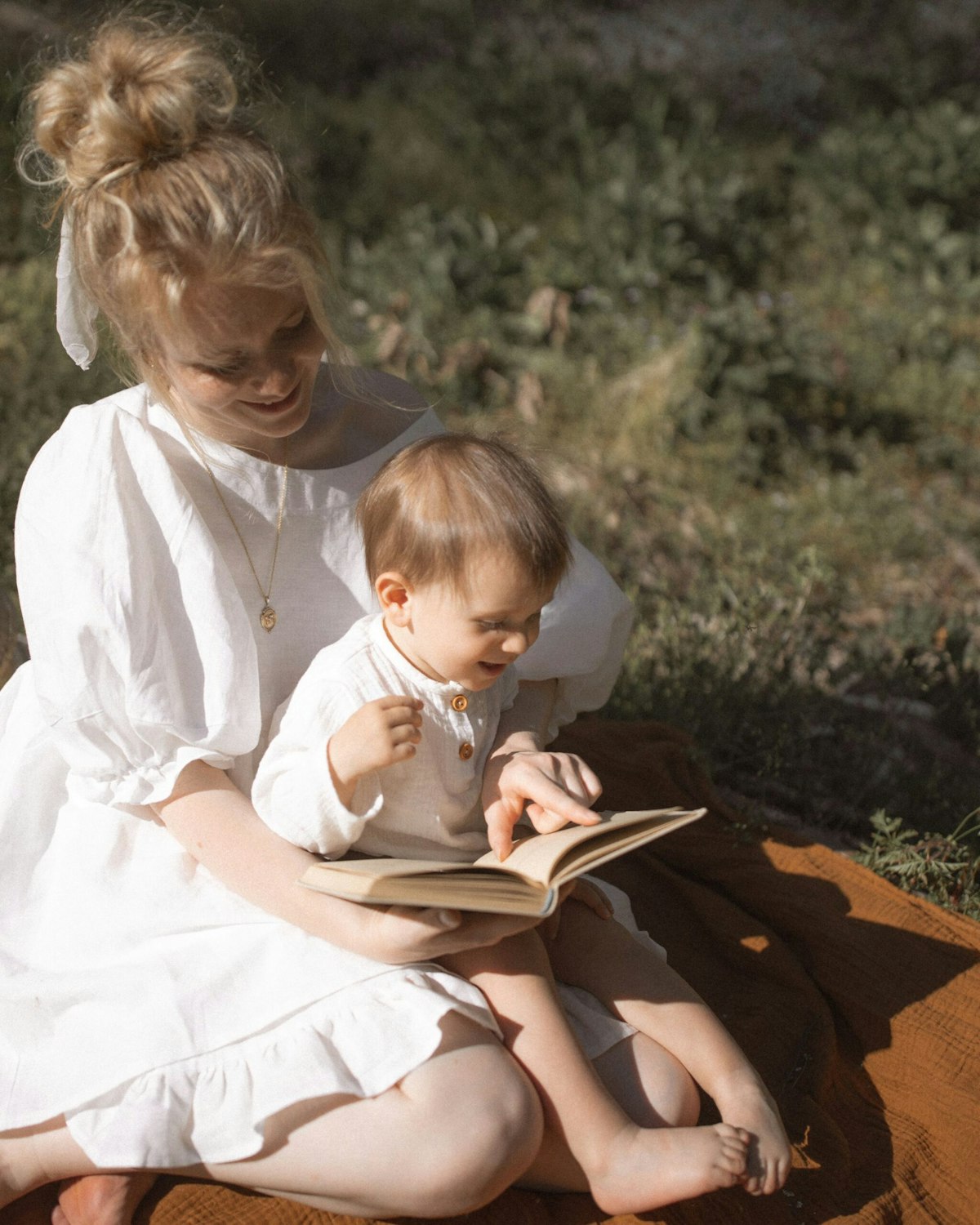 When to start reading to baby