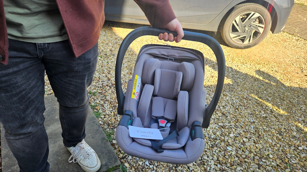iCandy Cocoon 360 Car Seat and ISOFIX base review