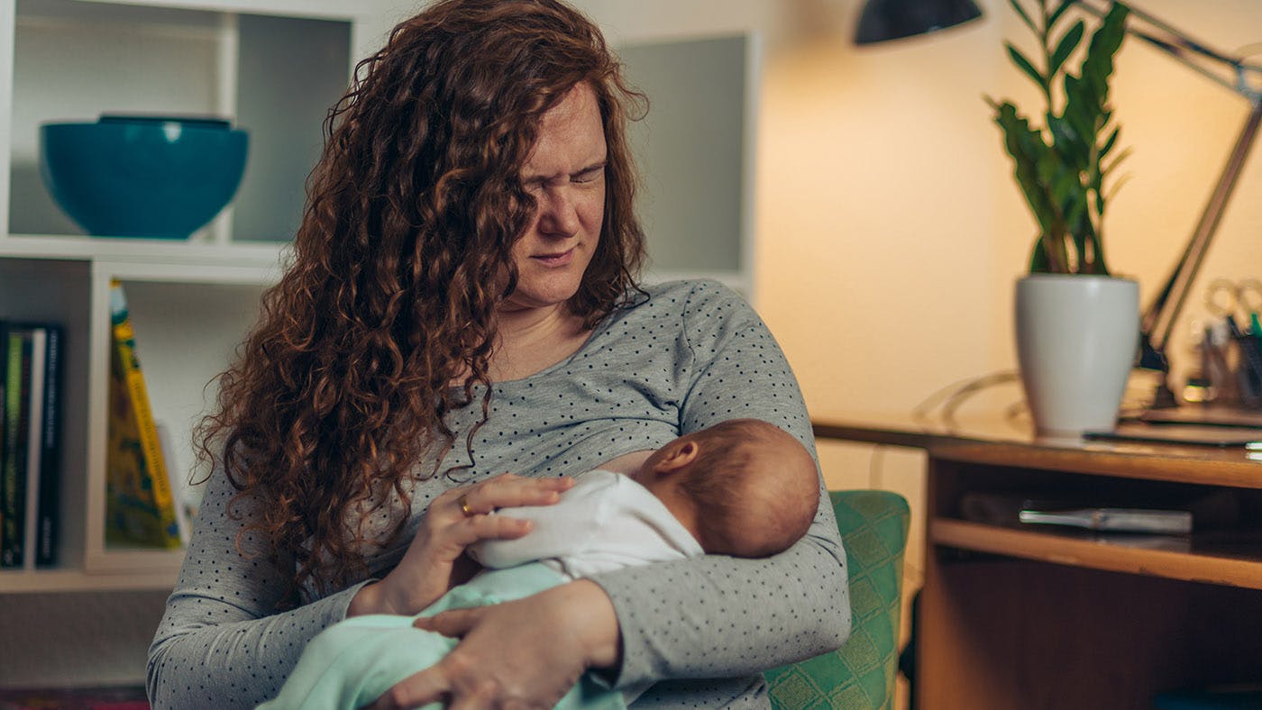 Breast engorgement: what is it and how to relieve it