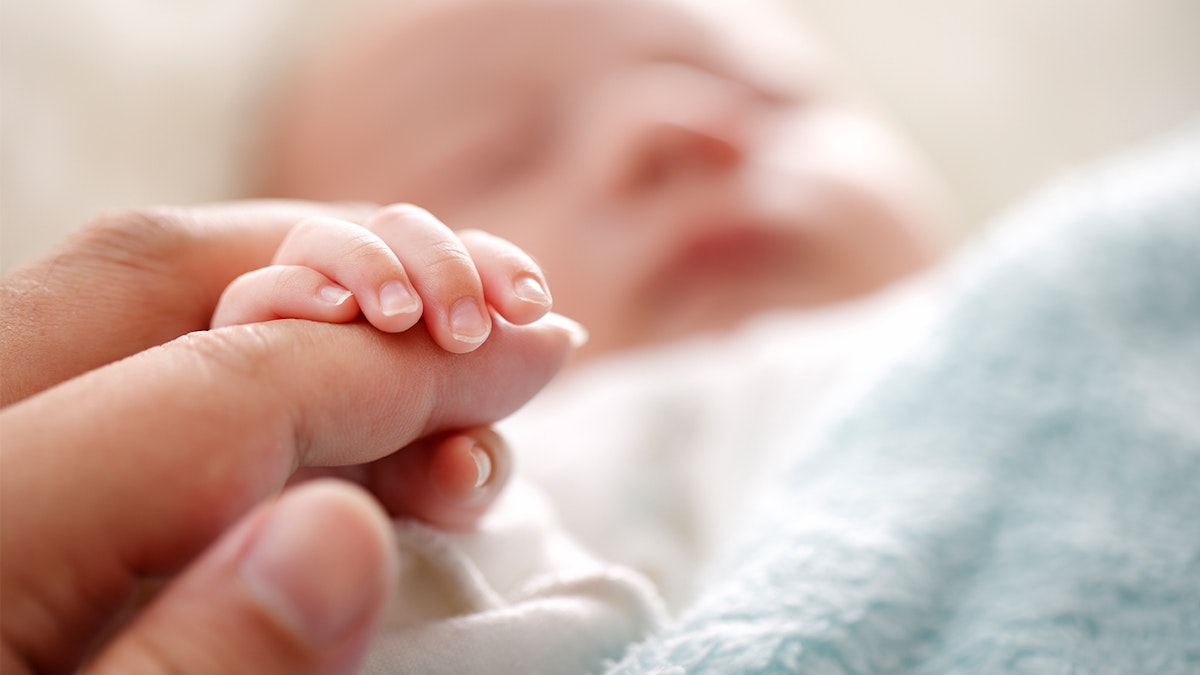 5-week-old baby: milestones and development