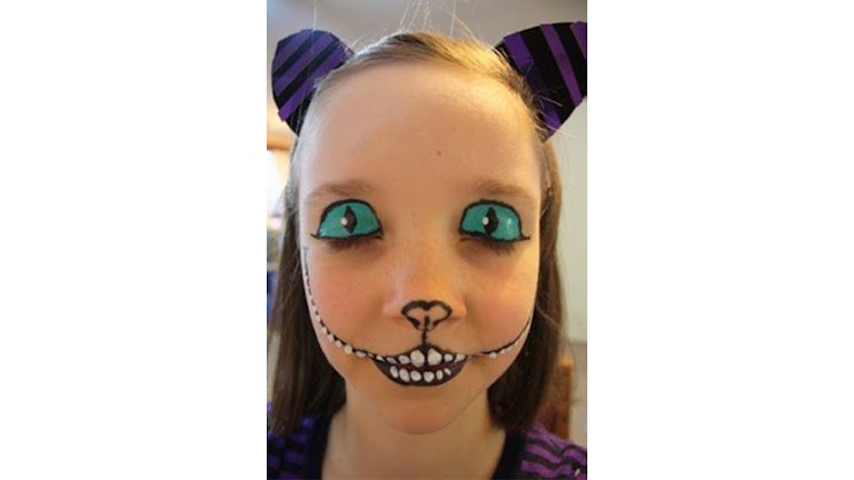 Easy Cat Face Paint Tutorial for Halloween