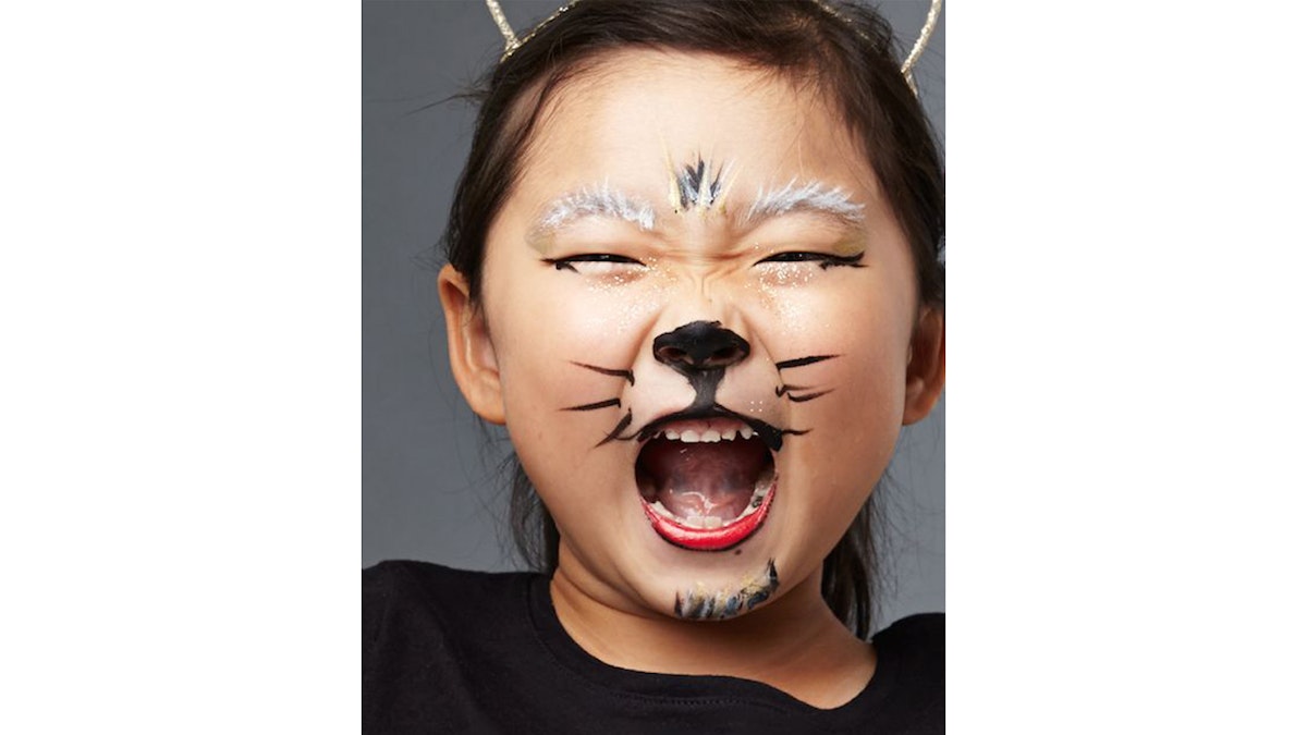 Easy Cat Face Paint Tutorial for Halloween