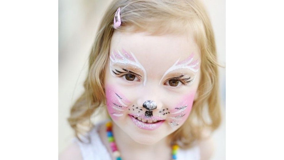 Easy Cat Face Paint Tutorial for Halloween