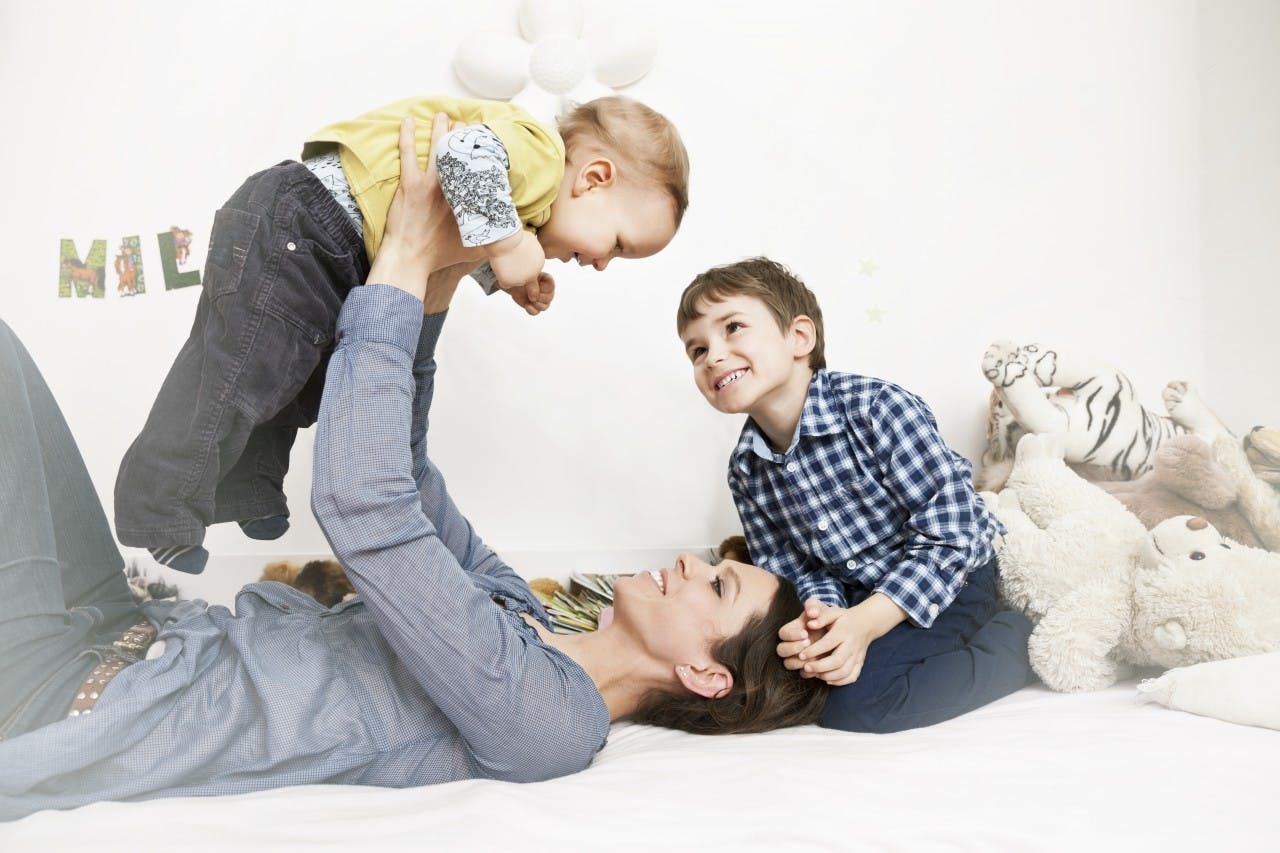 Is This How Happy Children Really Make Parents?