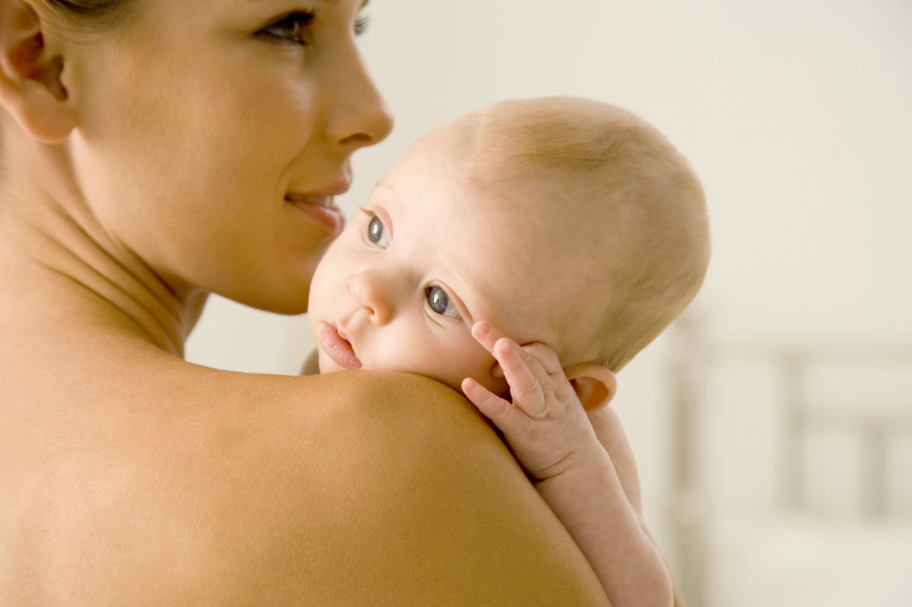 6 Ways New Mum Skin Is Affected By Your Hormones – And How To Make It ...