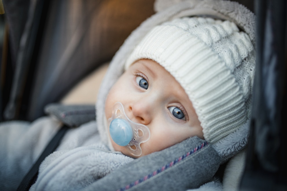 7 Amazing Facts About December-Born Babies