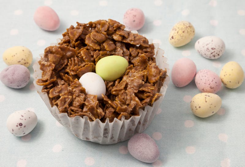 Easy Easter nests to make with the kids