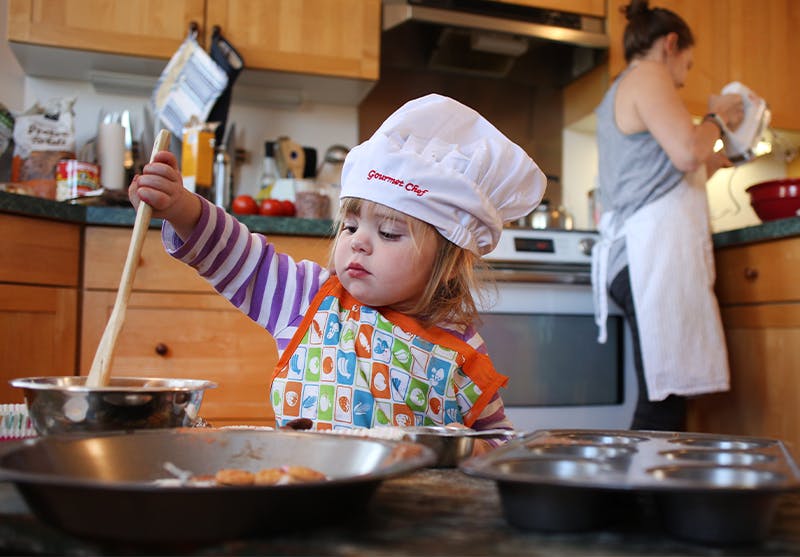 Best kids cooking sets for little home cooks and bakers