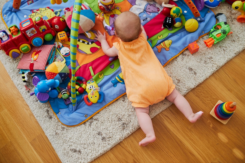 Your 10 week old baby: milestones, sleep and feeding guide