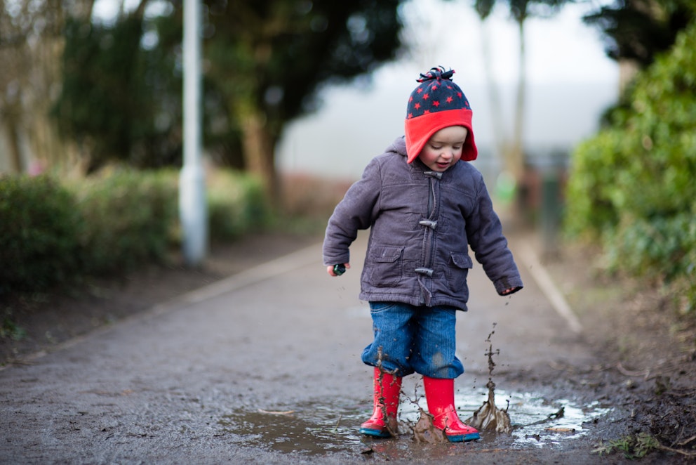 7 Amazing Facts About December-Born Babies