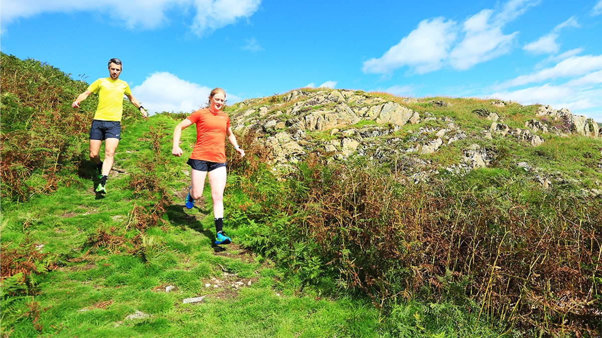 How to run downhill effectively | Top tips to keep you moving safely