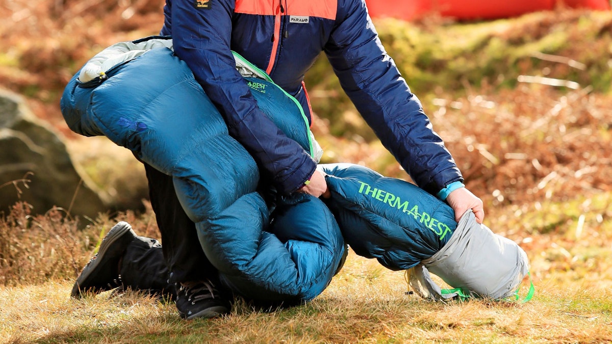 How to fold a sleeping bag (or not) | An expert guide