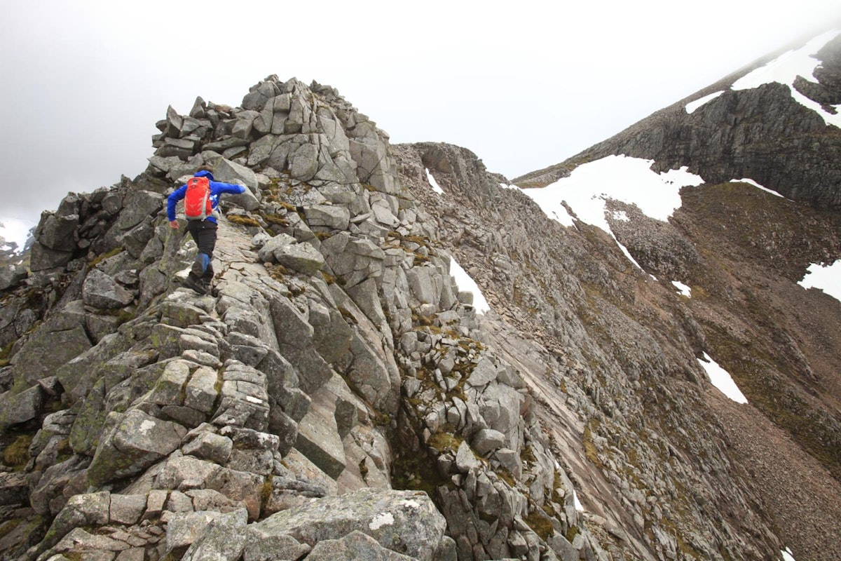 How to climb Ben Nevis via the CMD Arête – Expert guide