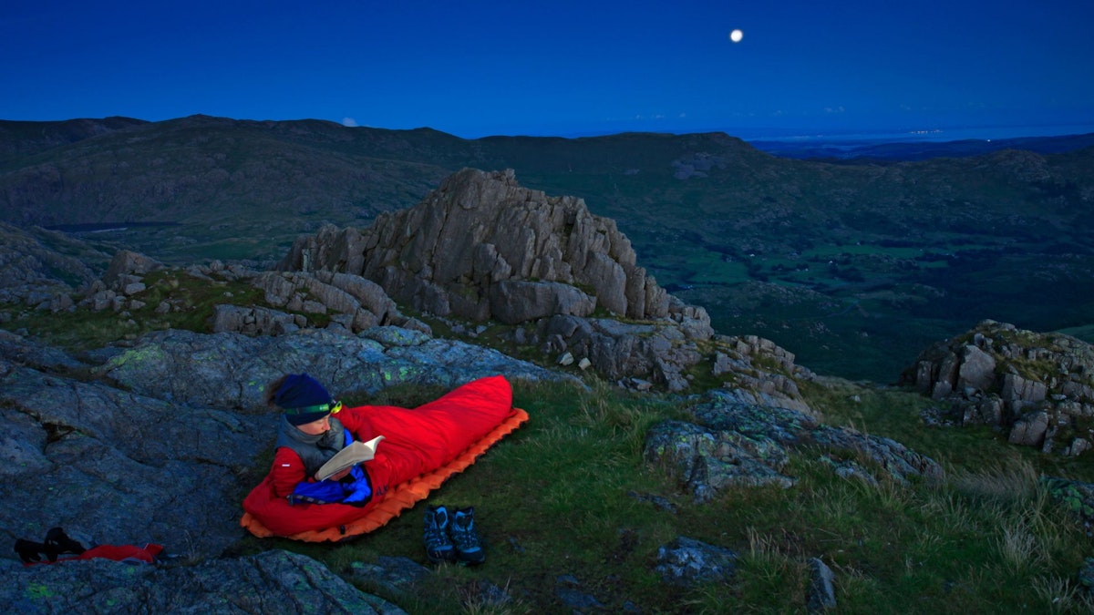 Beginner's guide to bivvy bag camping | 12 vital tips