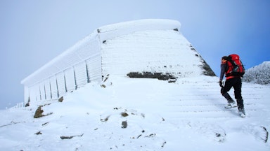 How to climb Snowdon in winter | Route guide and safety tips
