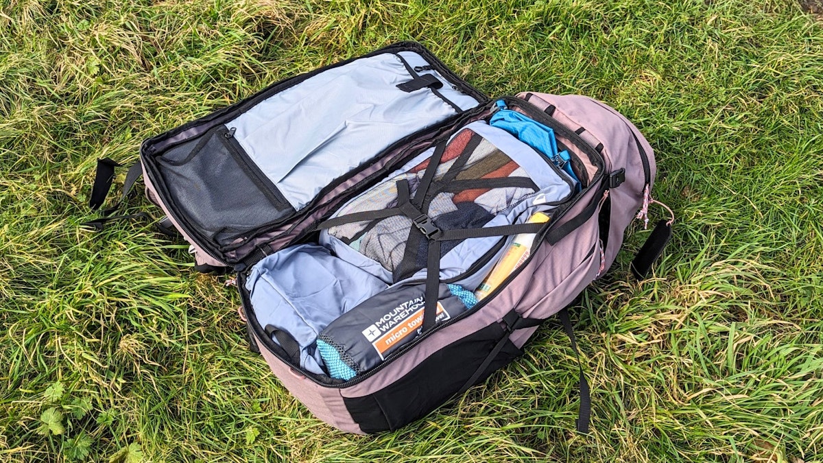 Forclaz Women's Travel 900 60+6L Backpack review