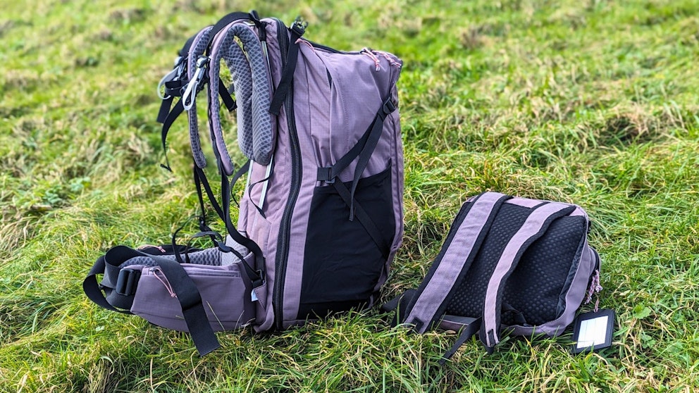 Forclaz Women's Travel 900 60+6L Backpack review