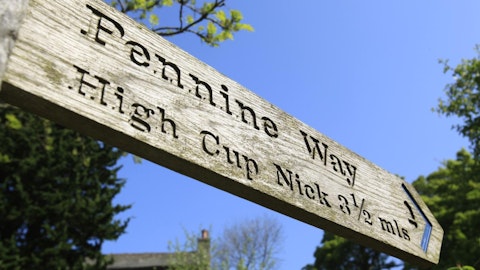 High Cup Nick walking route | England's Grand Canyon