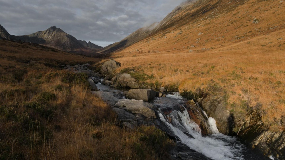 Goatfell and Glen Rosa | Walking guide to Arran's finest hill.