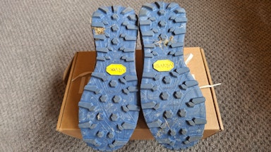 Reviewed: The NNormal Tomir 2.0 is super durable but really narrow!