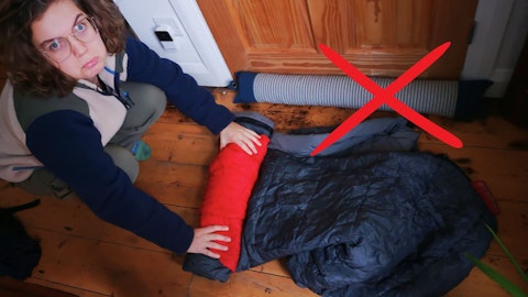 How to fold a sleeping bag (or not) | An expert guide