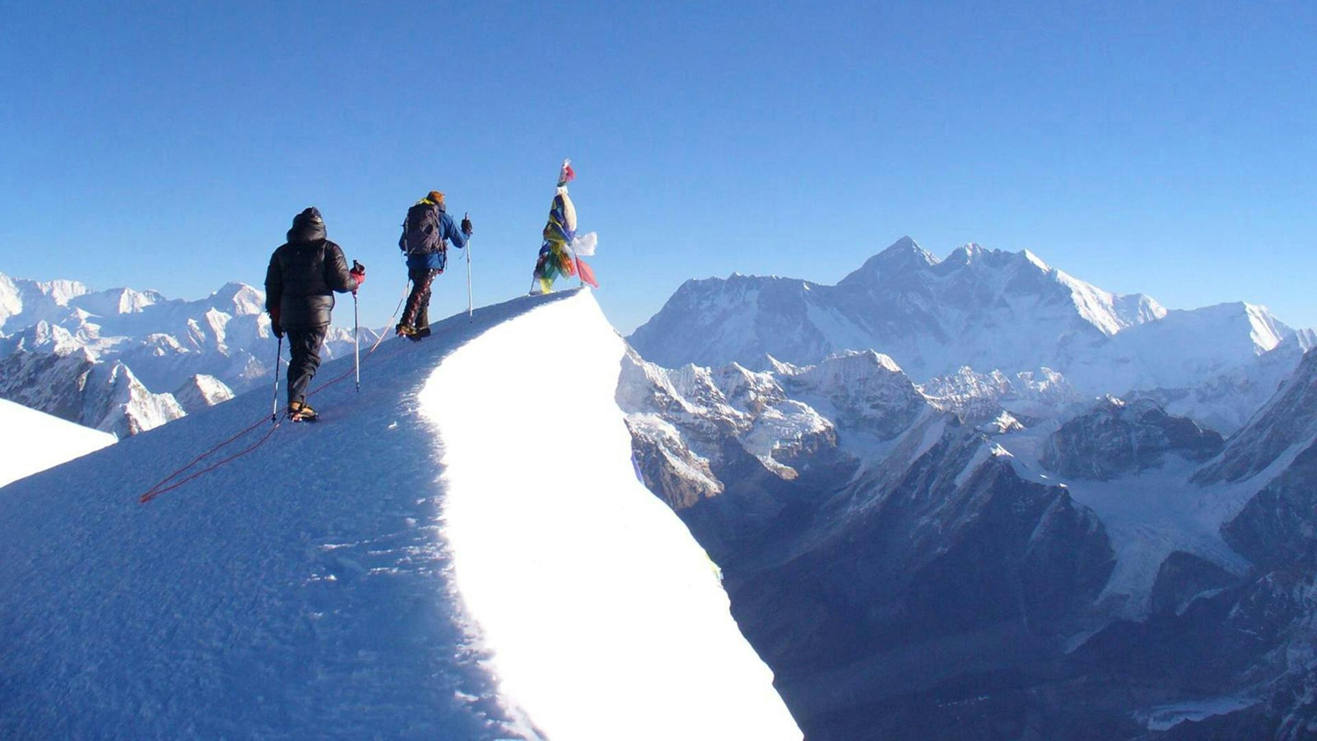 Climbing Mera Peak – the world's highest trekking peak