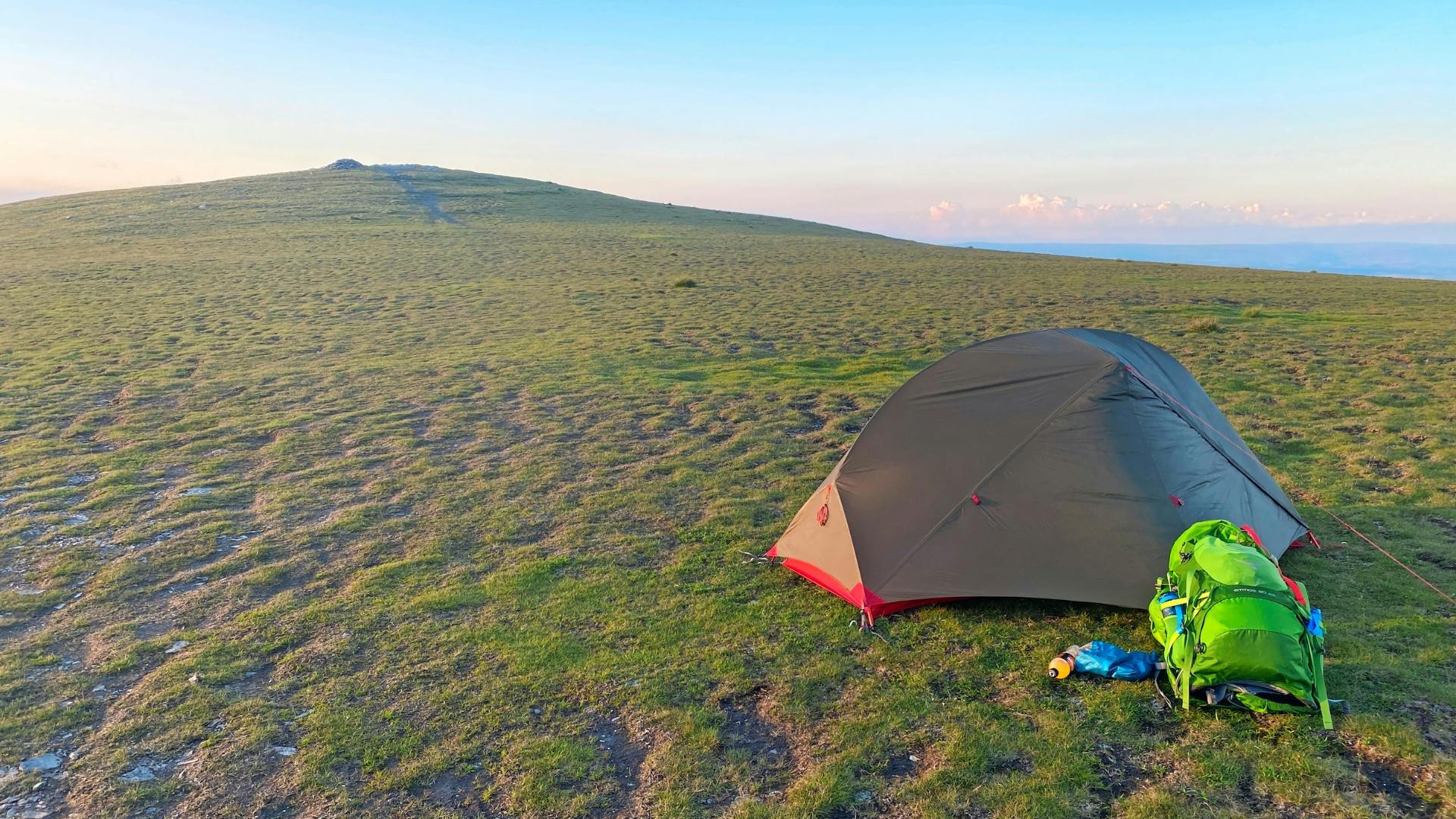 Leialittle sex xxx i was traveling to Las Vegas on business