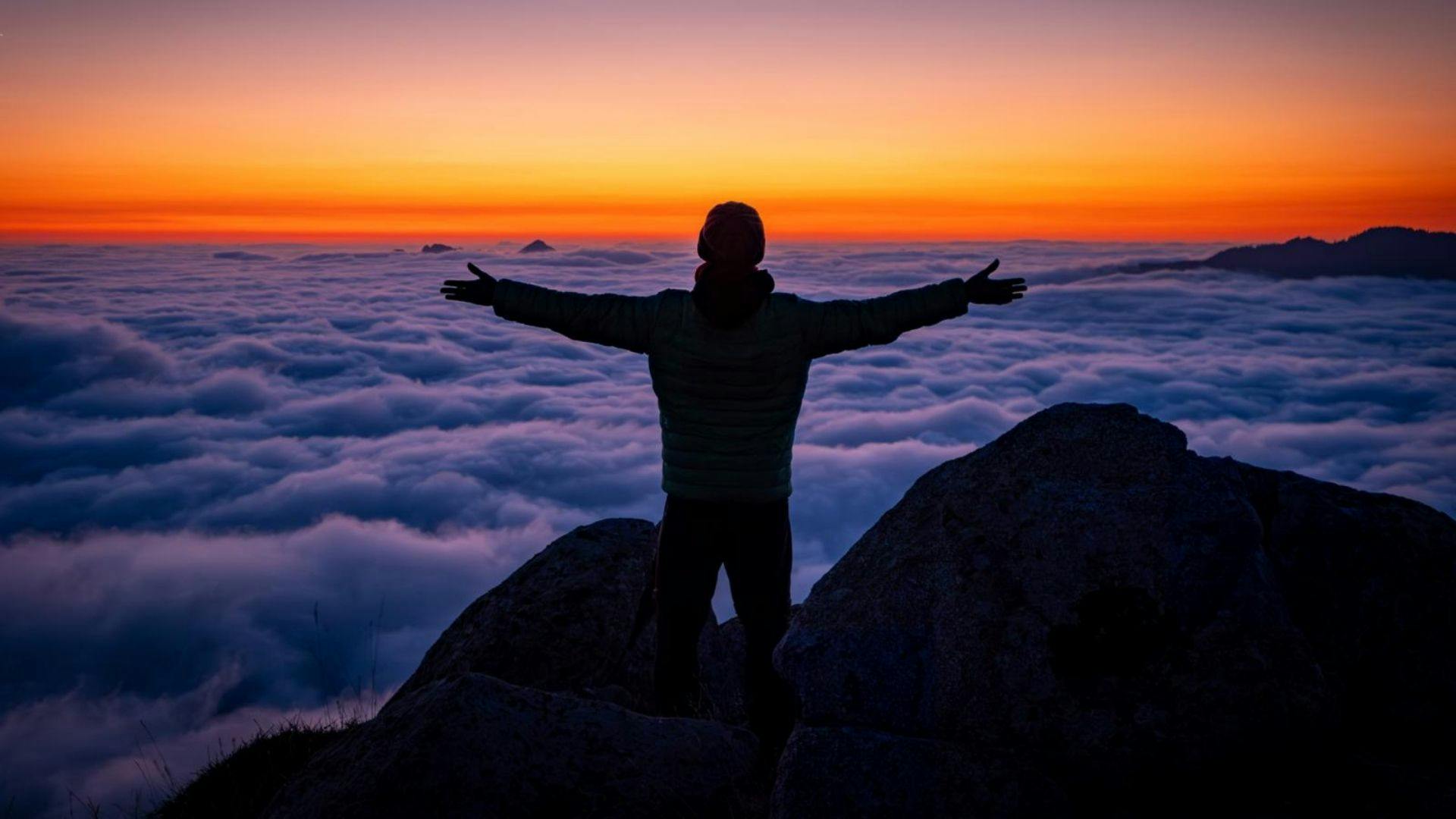 7 simple tips to see a cloud inversion on your next hike