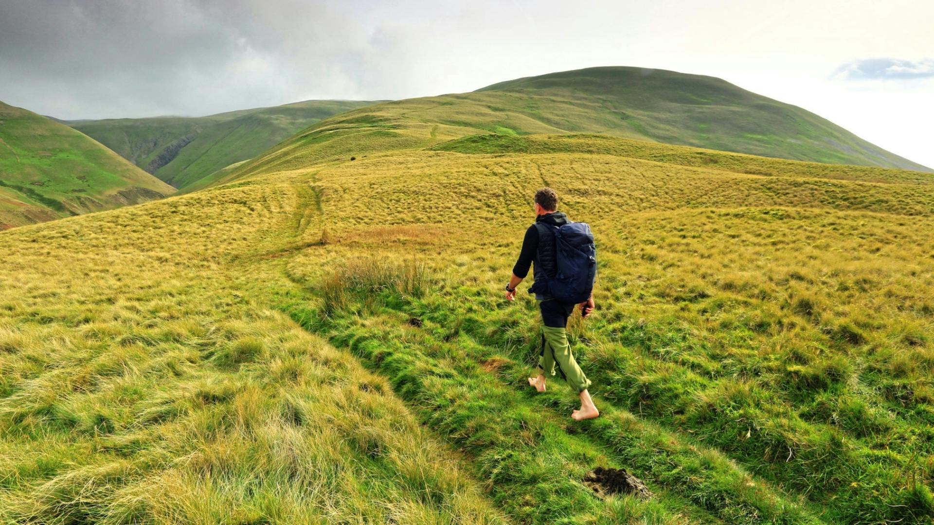 Barefoot walking in the Howgills, Lake District