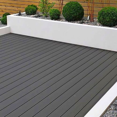 Buyers’ guide to the best composite decking in stylish colours | Modern ...