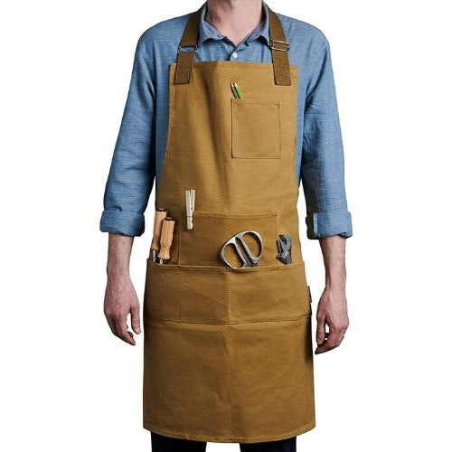 The best gardening aprons for work and leisure | Modern Gardens