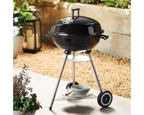 Grab a bargain with the best charcoal grills under £100 | Modern Gardens