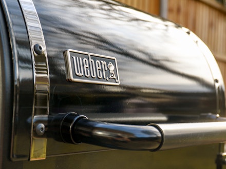Weber SmokeFire EPX4 Stealth Edition barbecue review | Modern Gardens