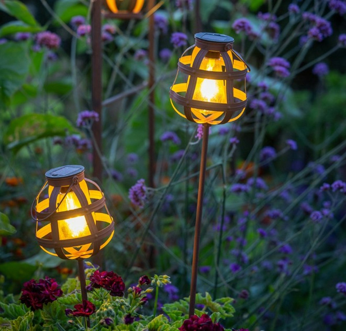 Best Solar Lights For Your Garden