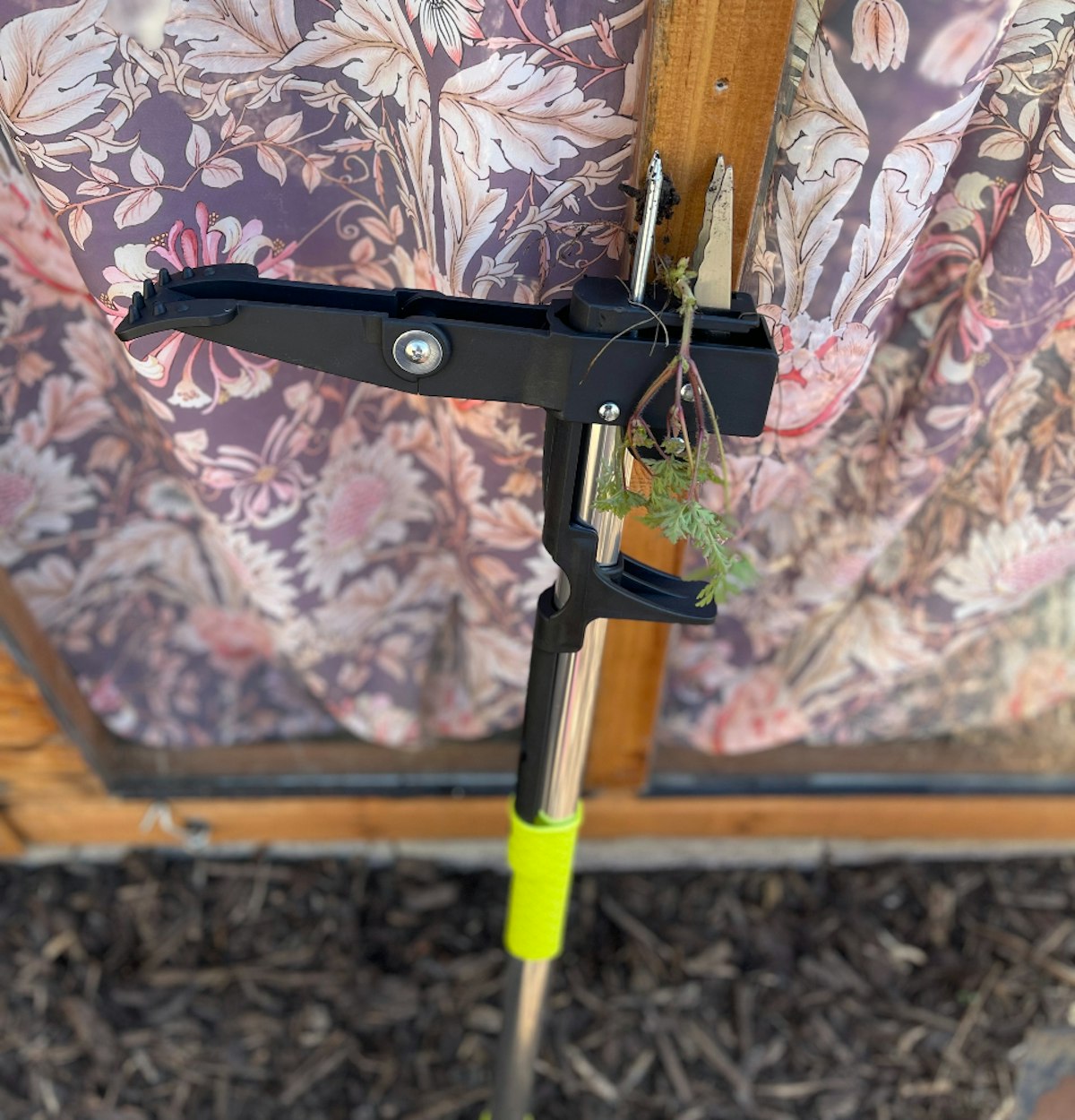 Best weed pullers 2025: Tried and tested