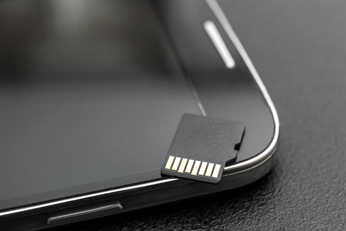 How much storage do I need in a phone?