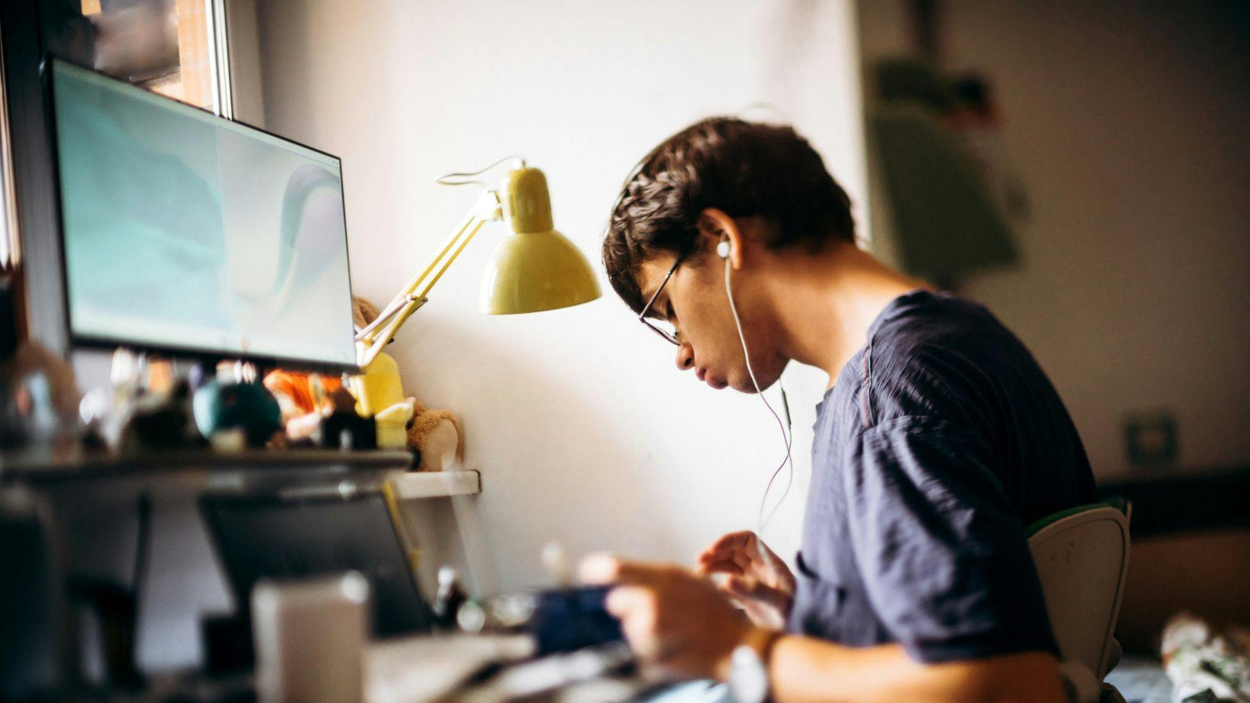 Budget-Friendly Monitors For Students 2024